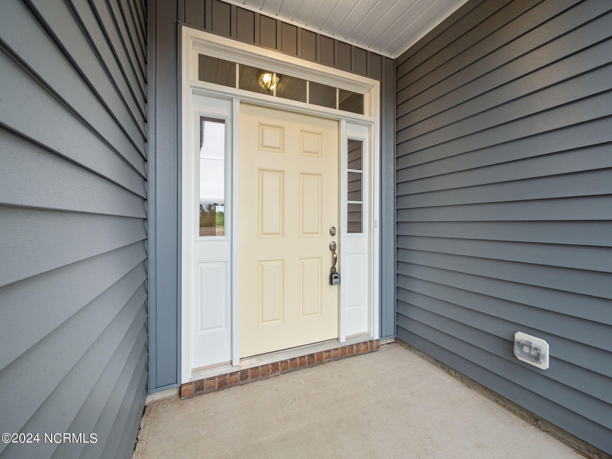 Hayden Place > Available Homes > Details